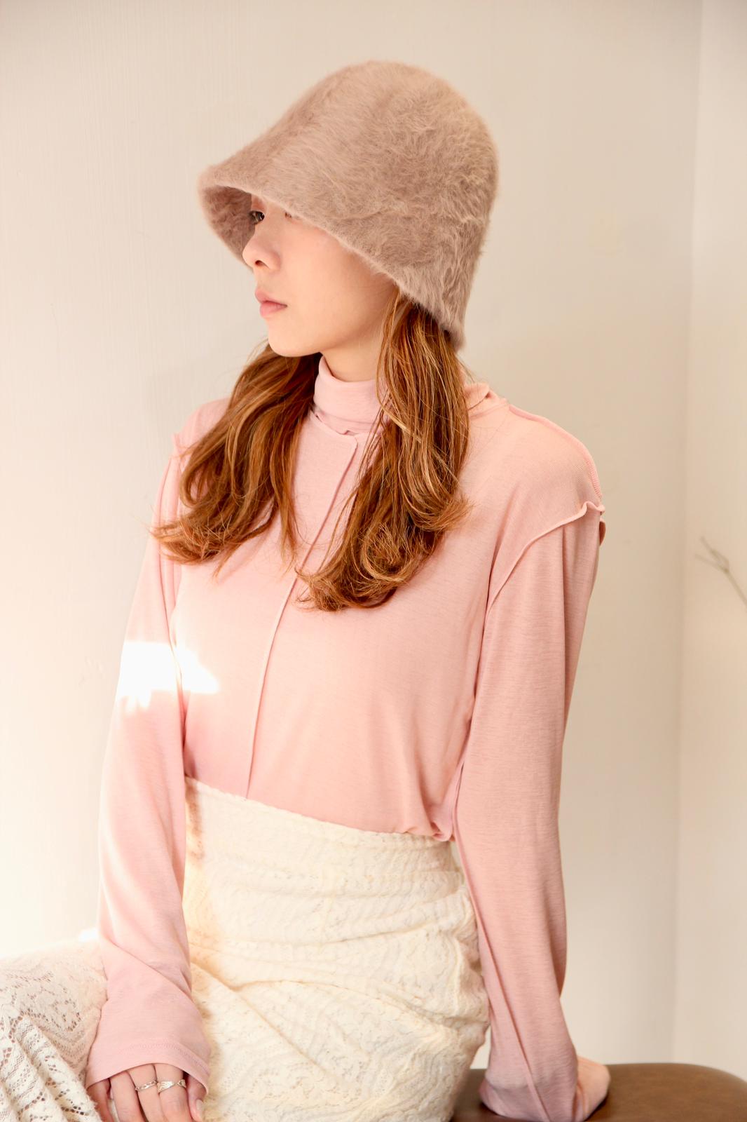 Mocha fluffy hat – Aurora Studio